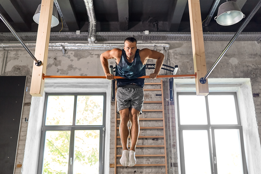 The Muscle-Up: A Powerful Upper Body Exercise | FizzUp